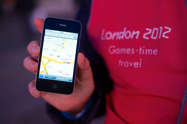4 Essential Travel Apps for your Smartphone - Hey, Miss Adventures!